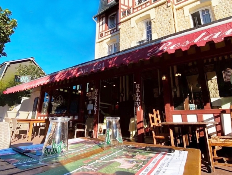 Restaurant Cacher Trouville