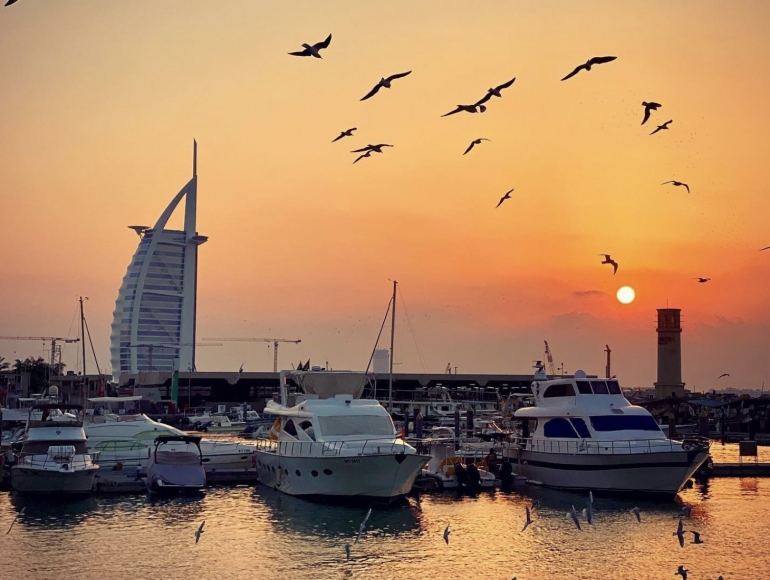 Mul Hayam Restaurant Cacher à Dubaï - Alloj.com