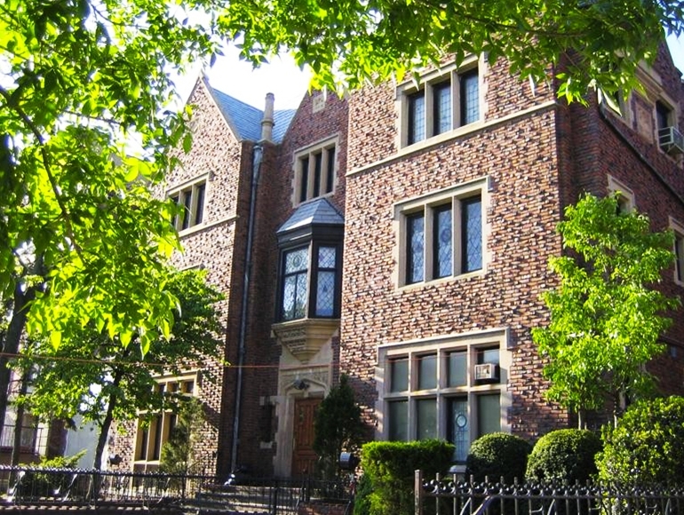 770 Synagogue à Brooklyn (11213)