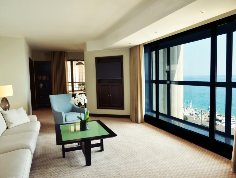 David Guez Organisation Pessah 2026 | Voyager cacher à Nice - Alloj